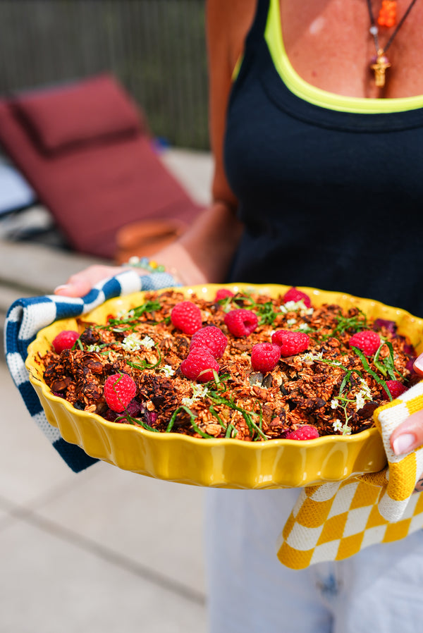 Crumble rhubarbe-framboise au kéfir | Recette saine